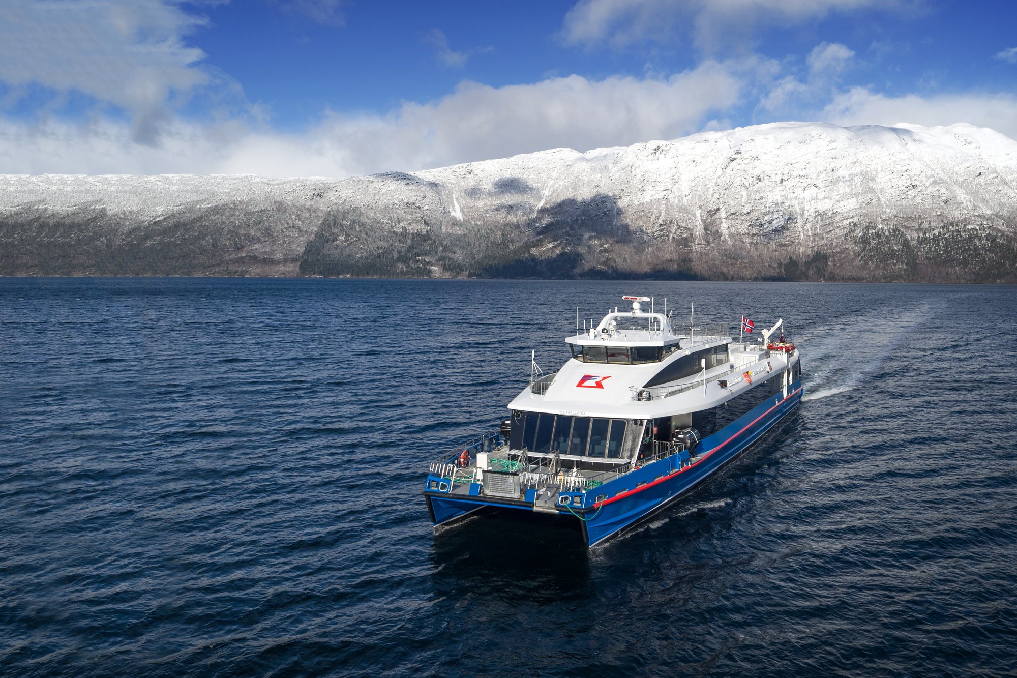 Fast ferries | Controllable Pitch Propellers (CPP) | Servogear